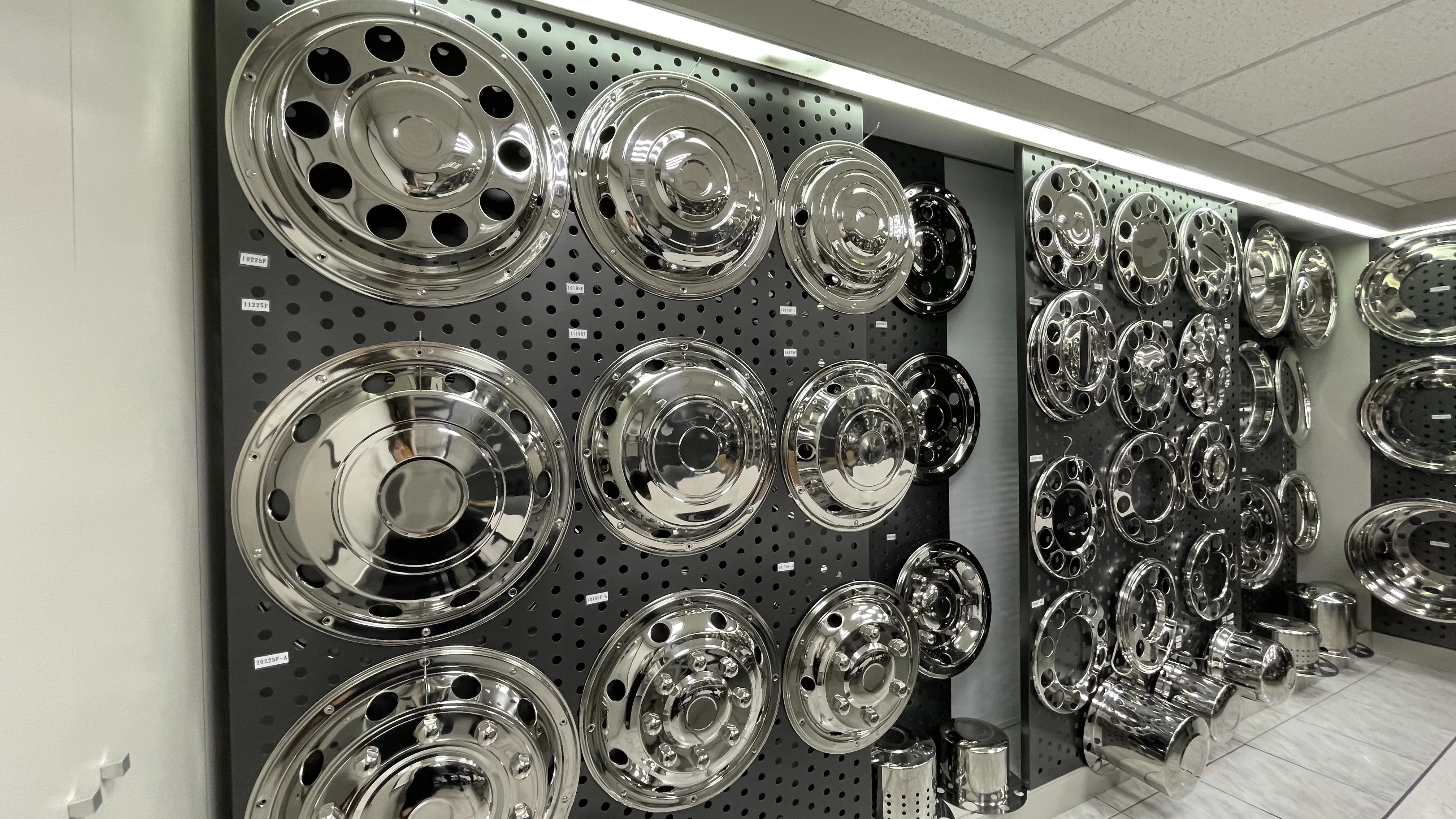 Universal Stainless Steel Wheel Covers for Trucks & Buses