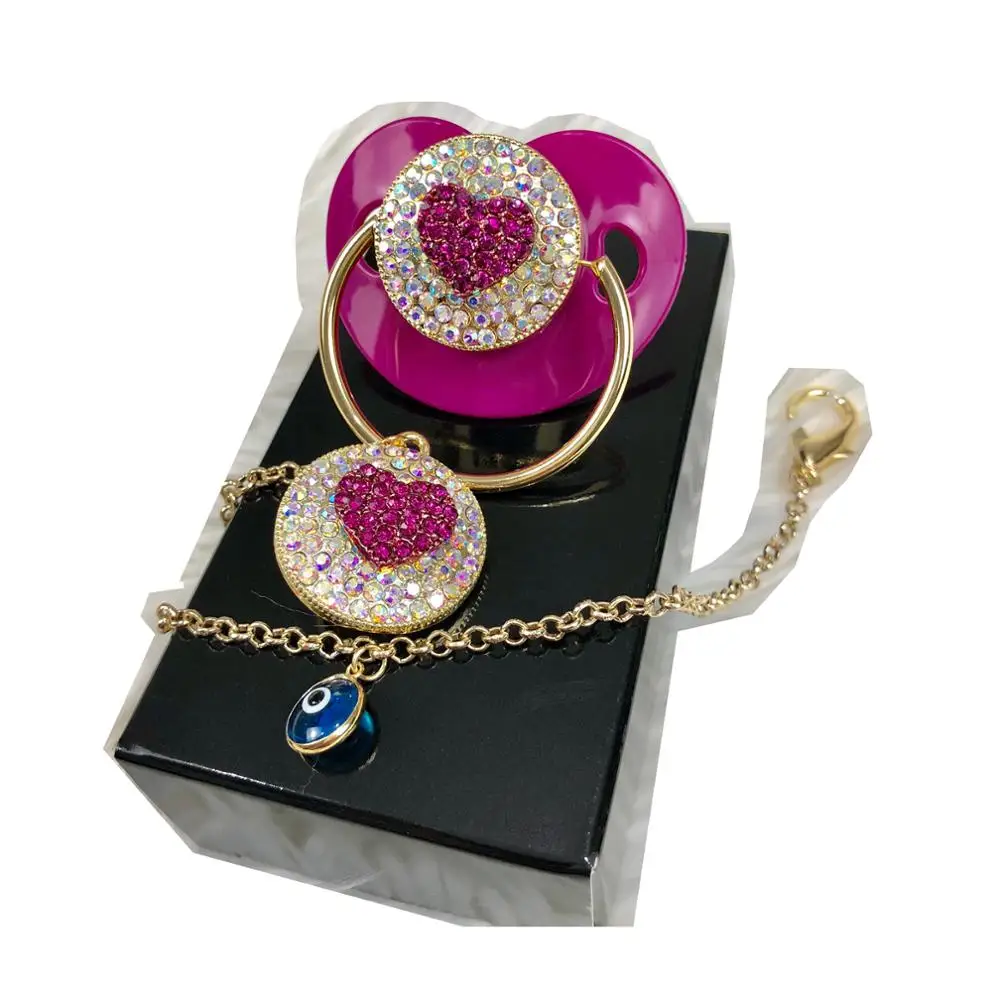 High Quality Luxury Baby Heart Pacifer and Chain Set Elegance Modern ...