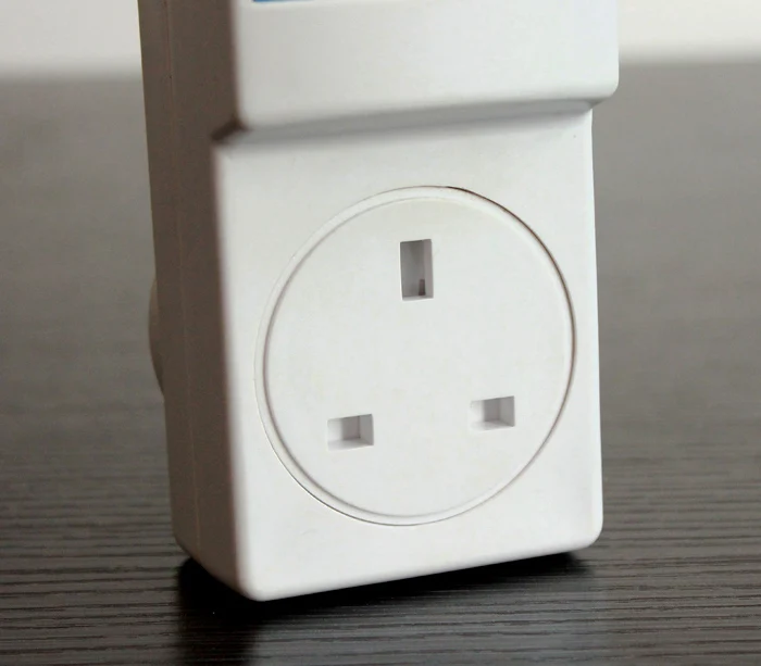 Voltage Protector Hi-Volt Guard - Reliable Spike Defense