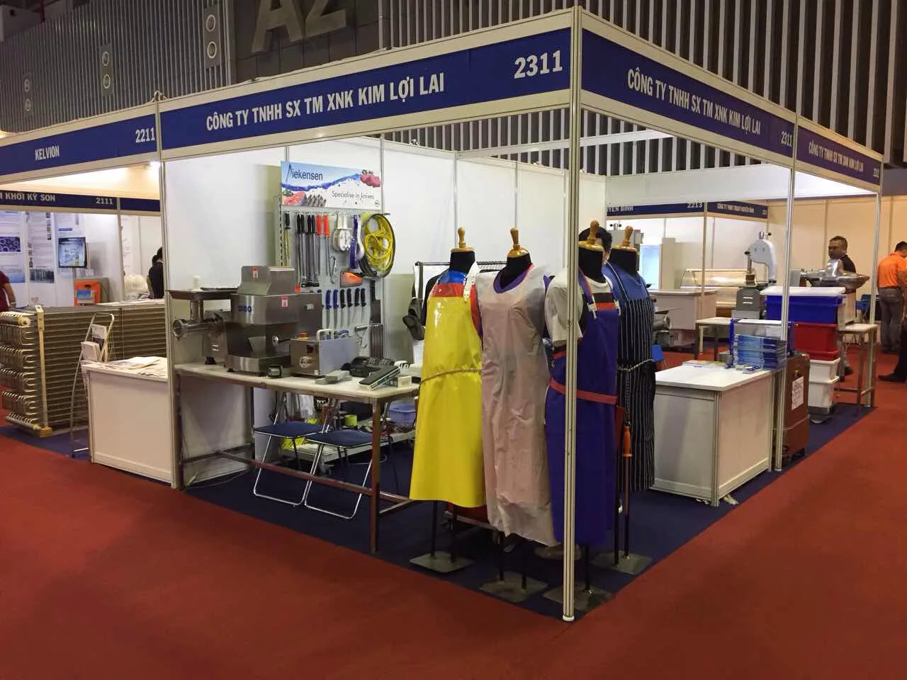 Stainless Steel Chicken Deboning Cone - Efficient & Durable