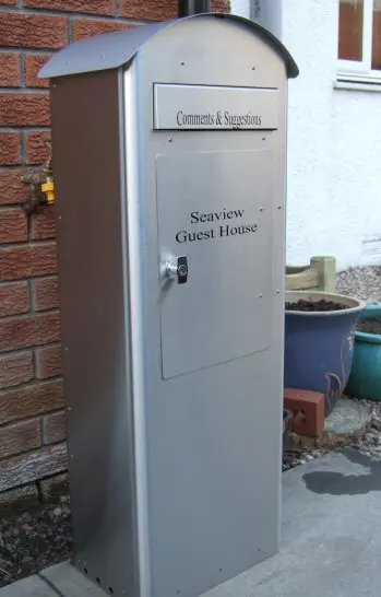 Durable Cast Metal Mail Box with Large Lockable Parcel Storage