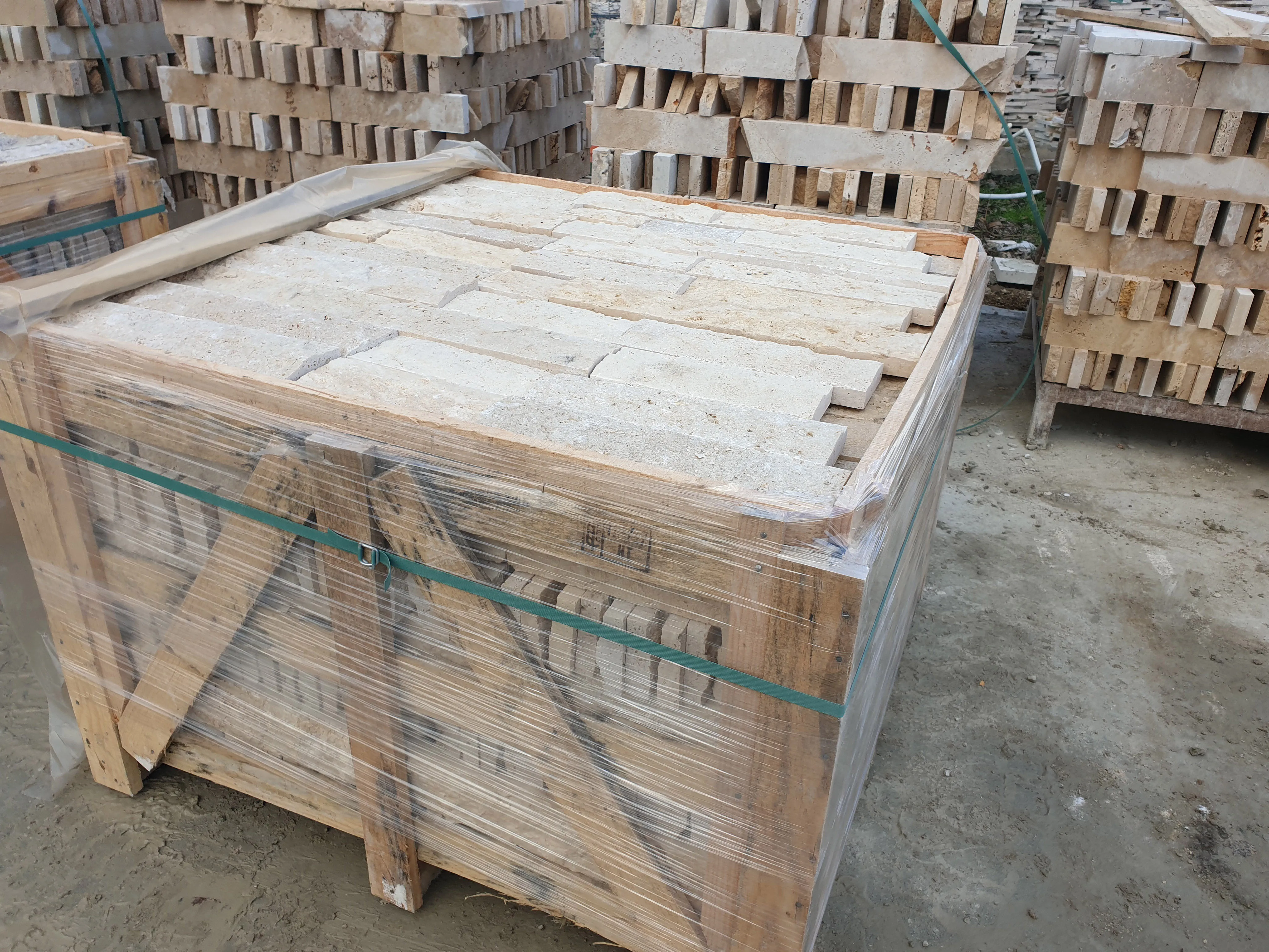 Premium Quality Customized Travertine Split Face Random Sizes In All Colours Made In Turkey Cem ...