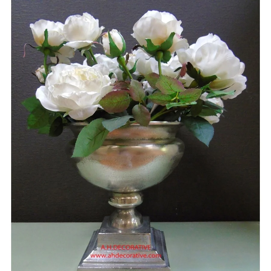 Metal Antique Silver Finished Flower Vase With Square Shape Base For ...