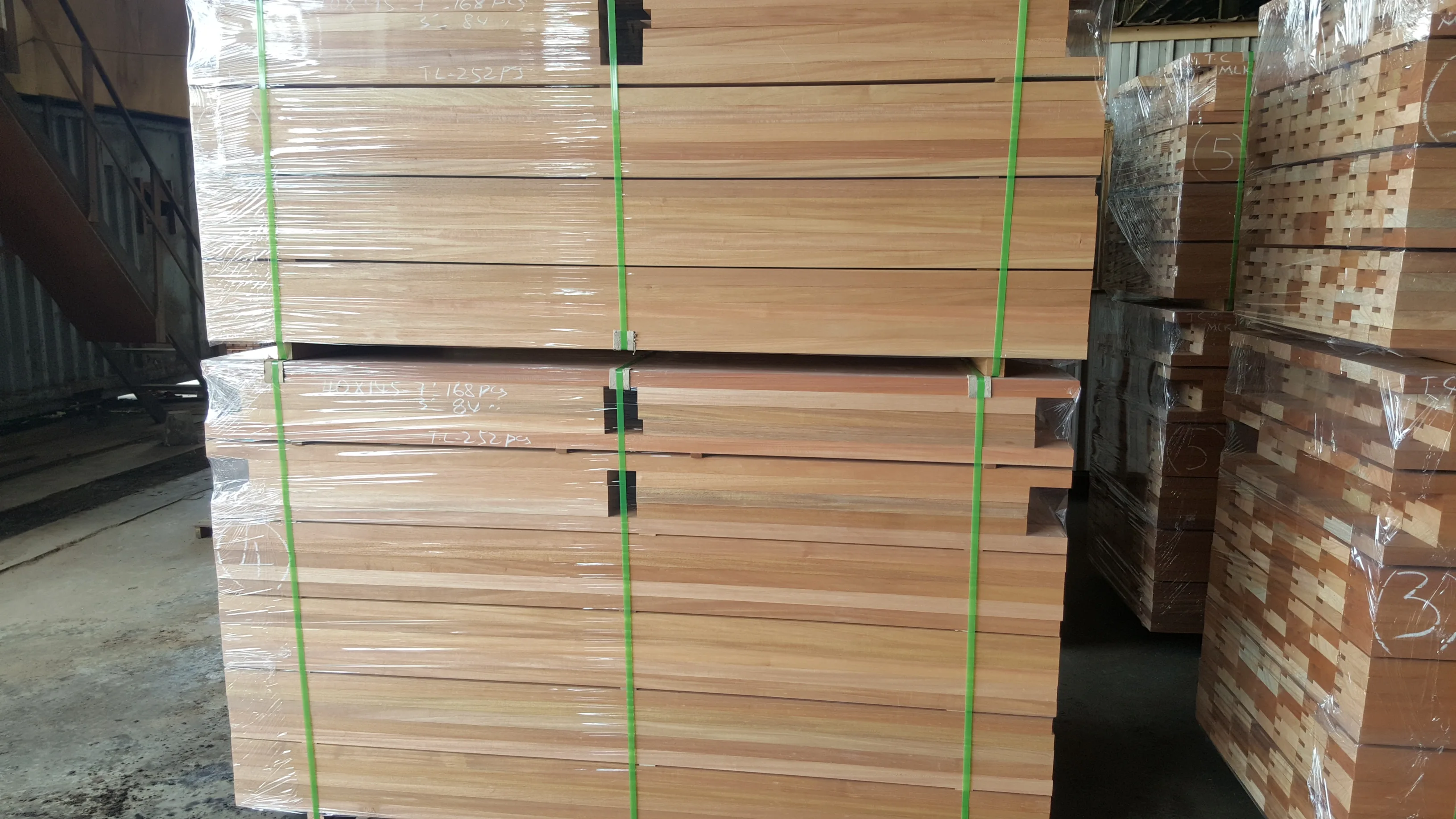 Melunak Door Jamb - Buy Melunak,Door Frame Jamb,Timber Wood Lumber ...