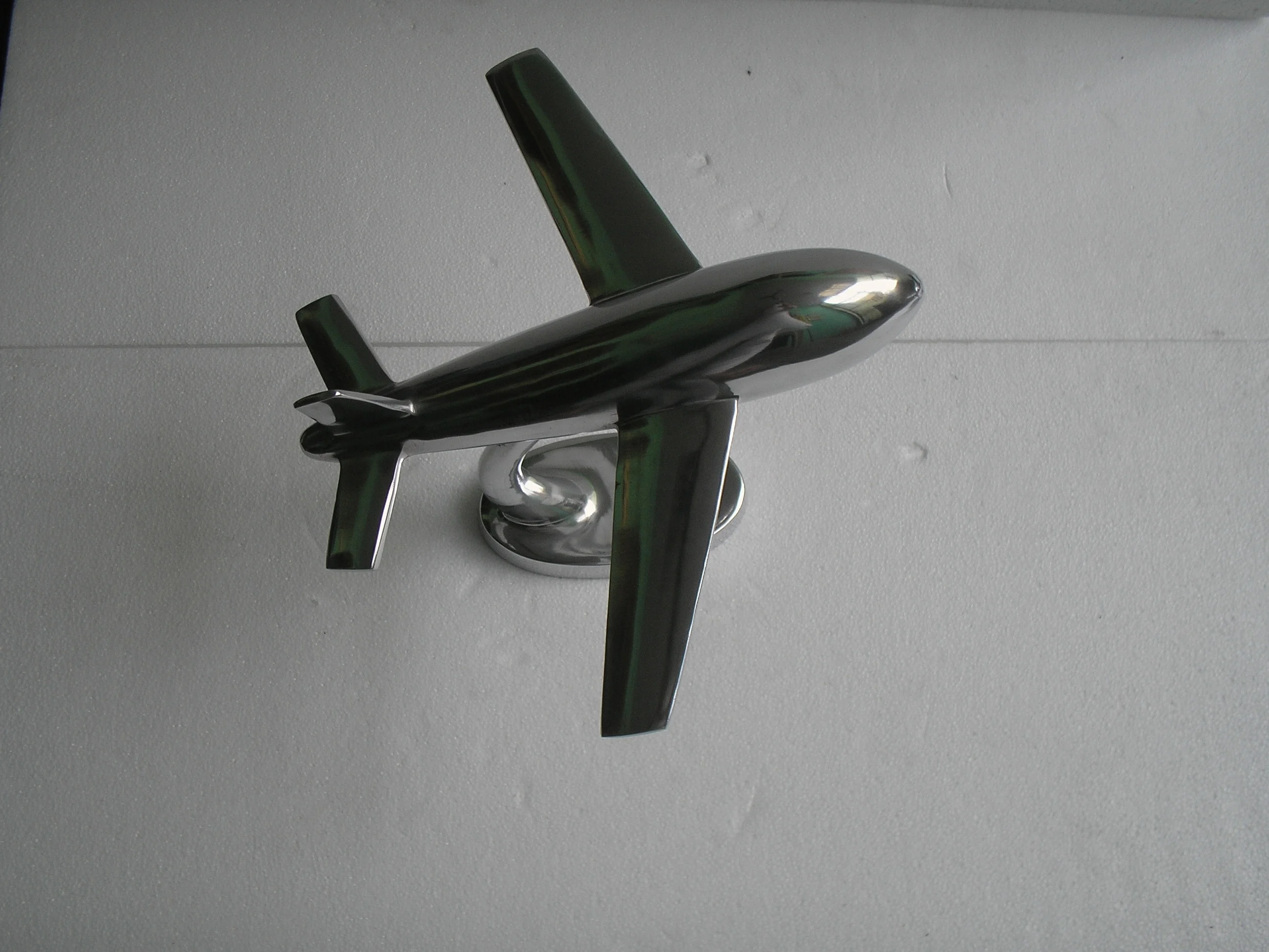 Aeroplane Model Showpiece - Perfect for Home Decor & Gifts