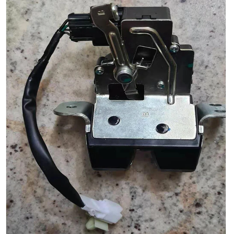 Lock Actuator Back Gate 81230-C7000 for Hyundai I20 15-18