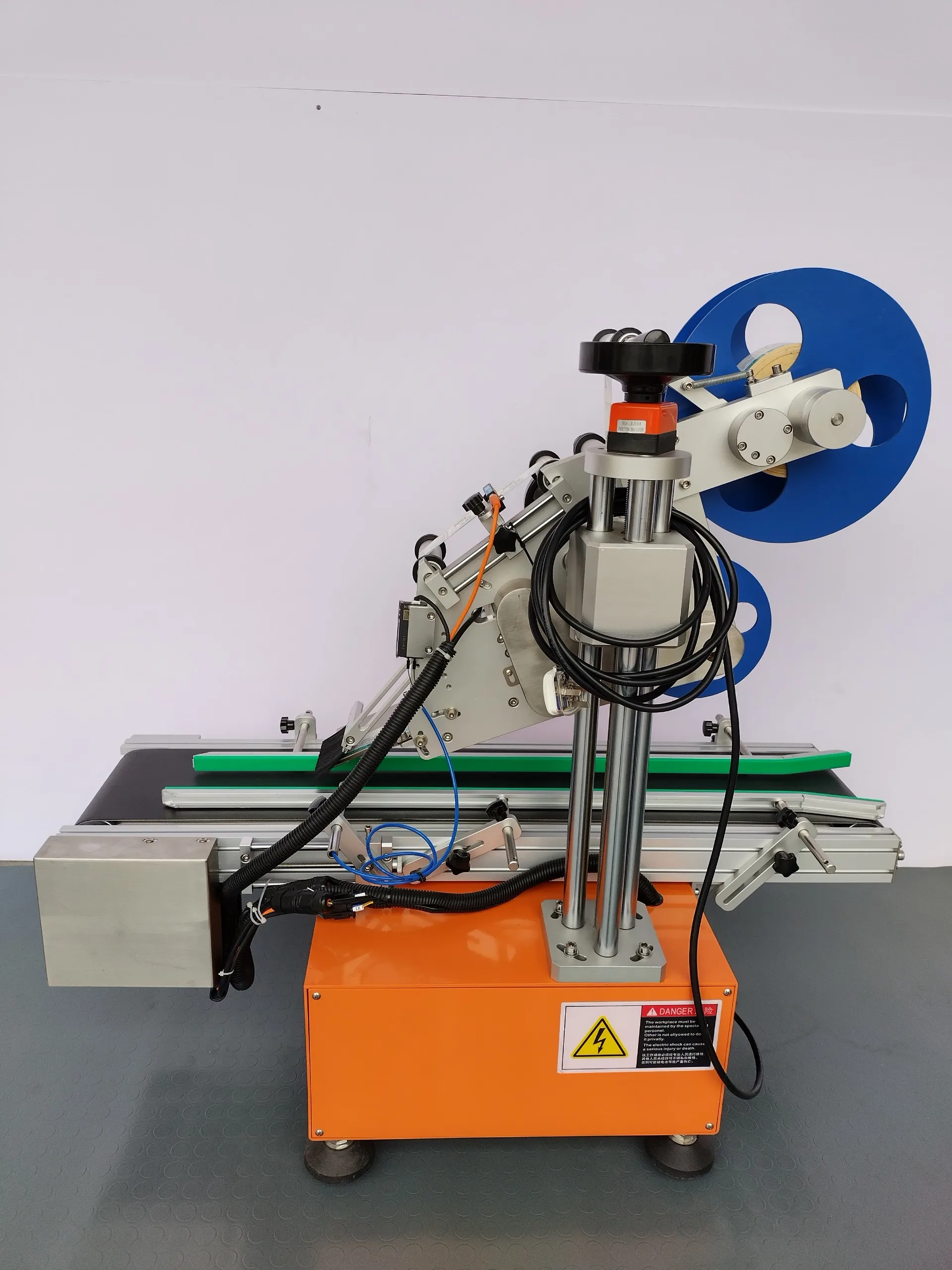 Vap1901-s Tabletop Automatic Flat Labeling Machine For Surface ...