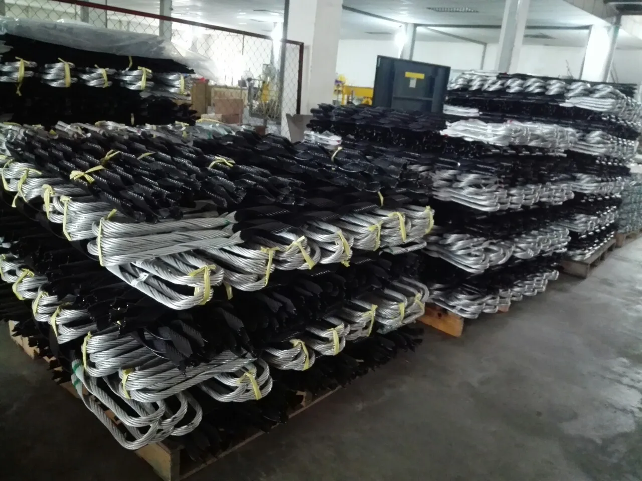 Vietnam Manufacturing ADSS OPGW Helical Formed Dead End With Thimble ...