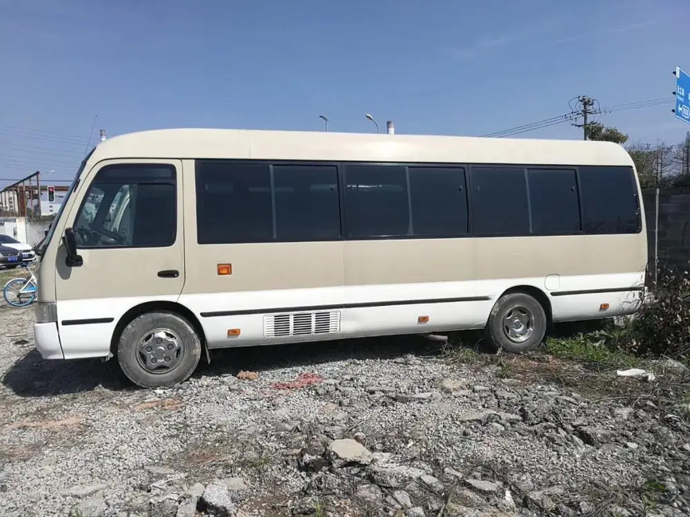 Used Hiace Shuttle Bus Hiace Mini Commuter Bus Hiace Van For Tourism ...