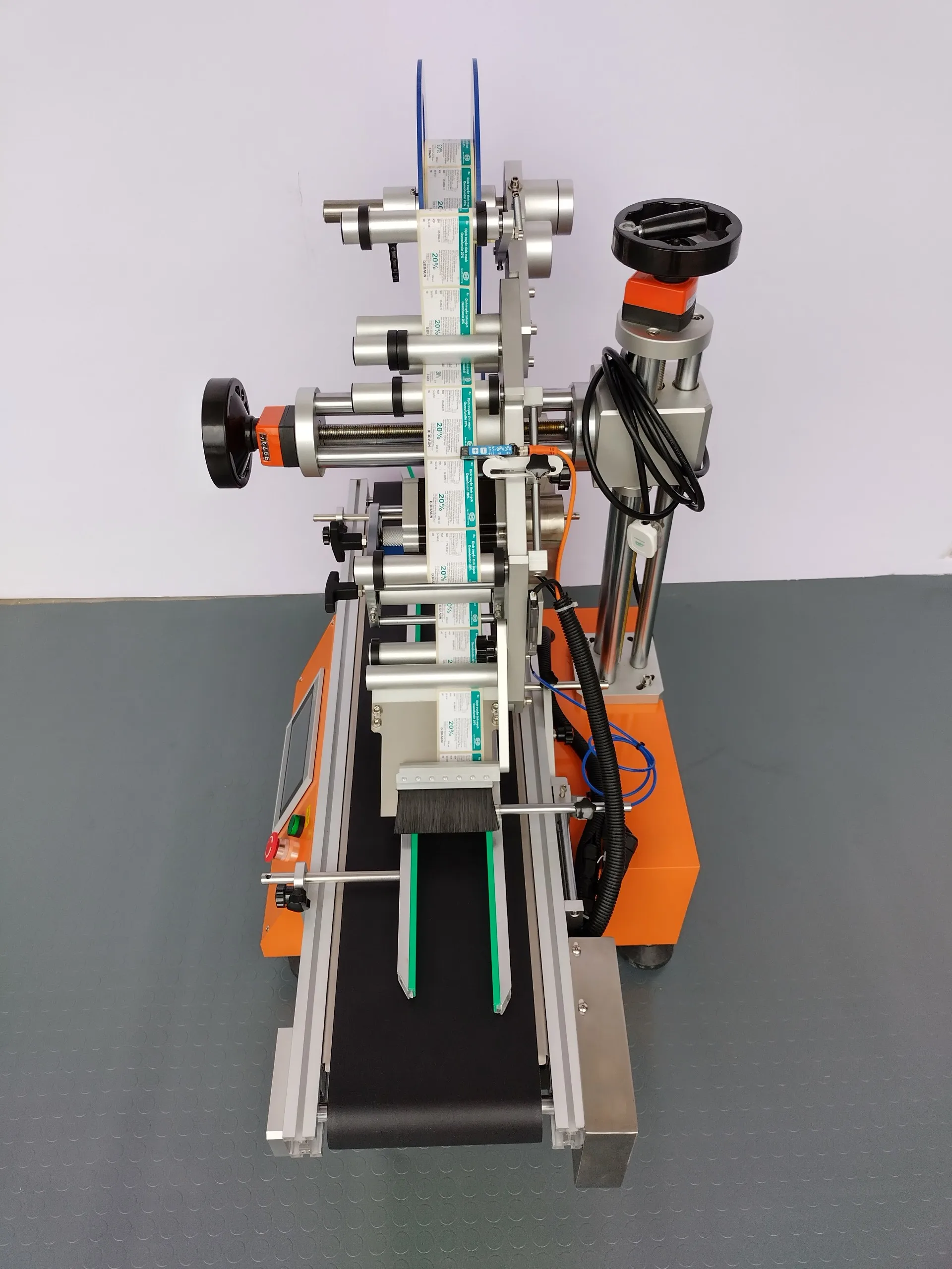 Vap1901-s Tabletop Automatic Flat Labeling Machine For Surface Applicator Bottle Easy To Operate ...