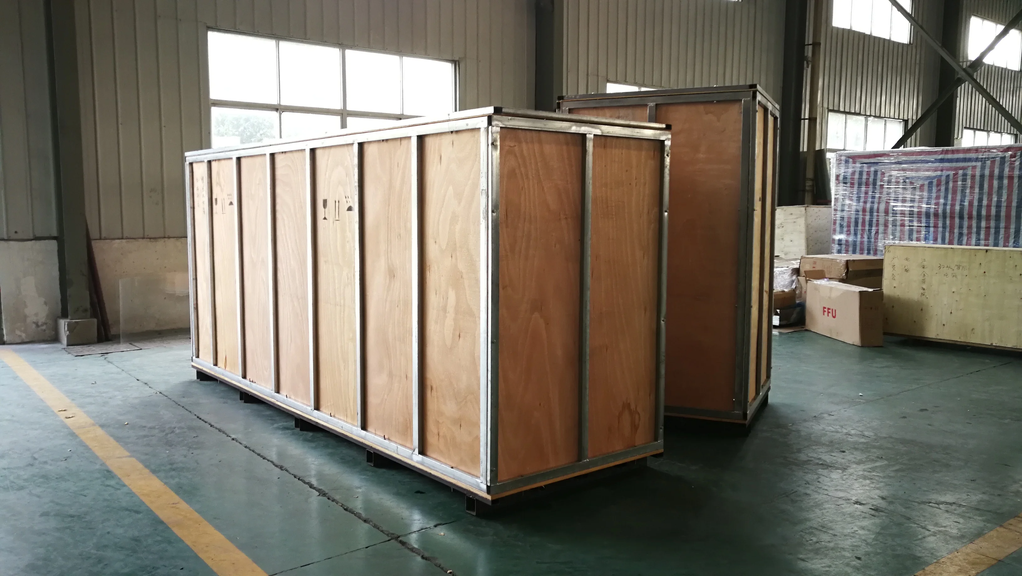 1800bph 750ml Champagne Filling Machine Bubbly Liquor Filler Glass ...