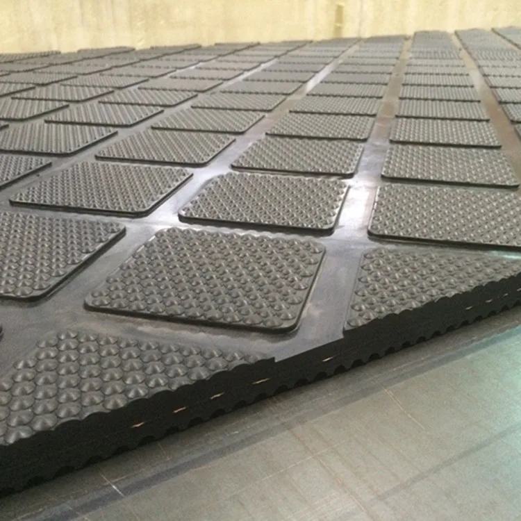 17mm 20mm 25mm Anti-Slippery Cow Mat Customizable Livestock Stall ...