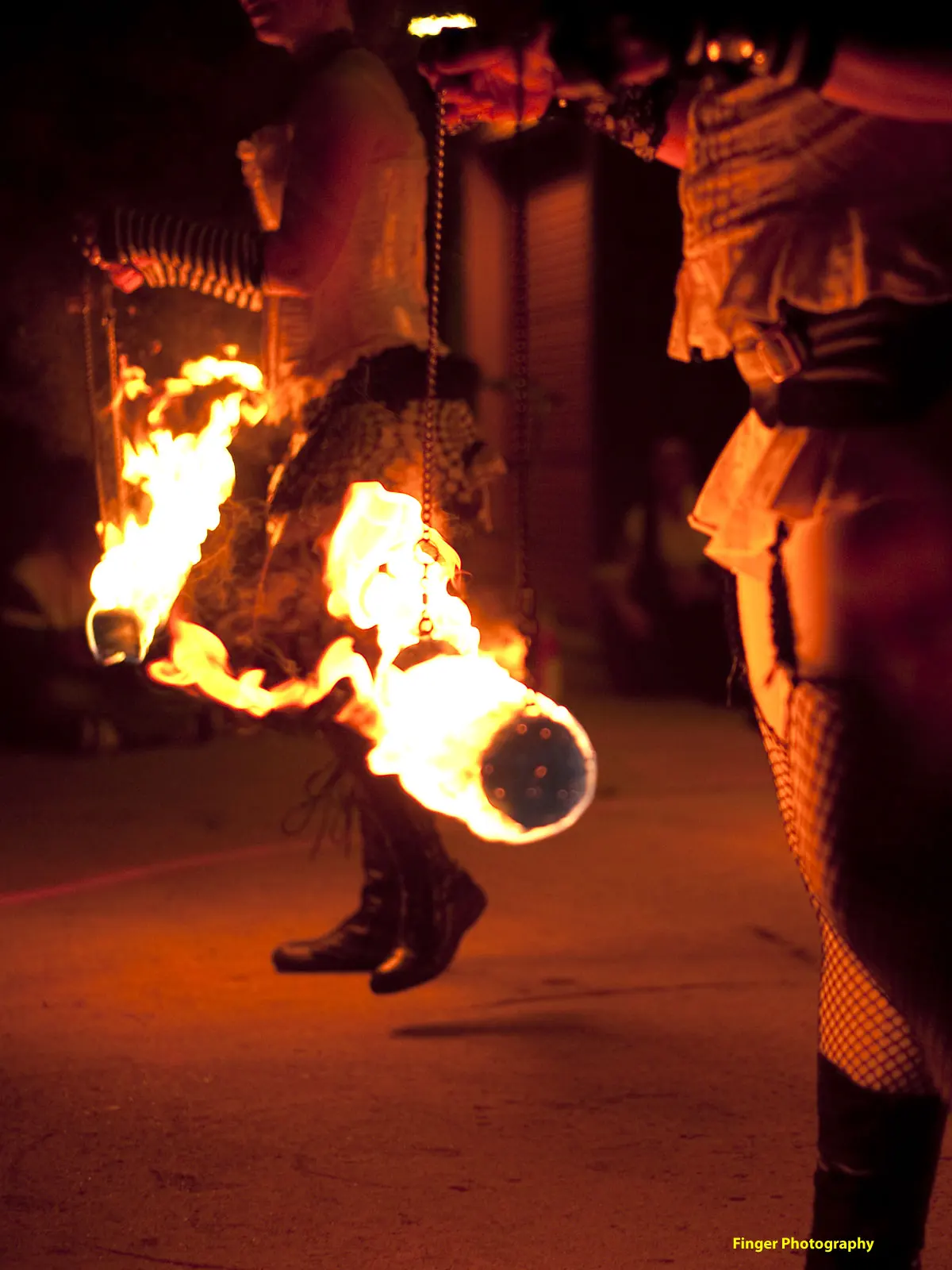 2.0mm Twist Link Chain With Welded Strong Tensile Undamaged Chain Fire ...