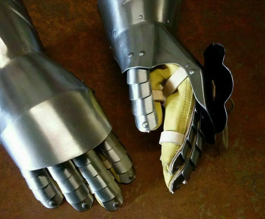 Medieval Armor Mitten Gauntlet - Durable Hand Protection