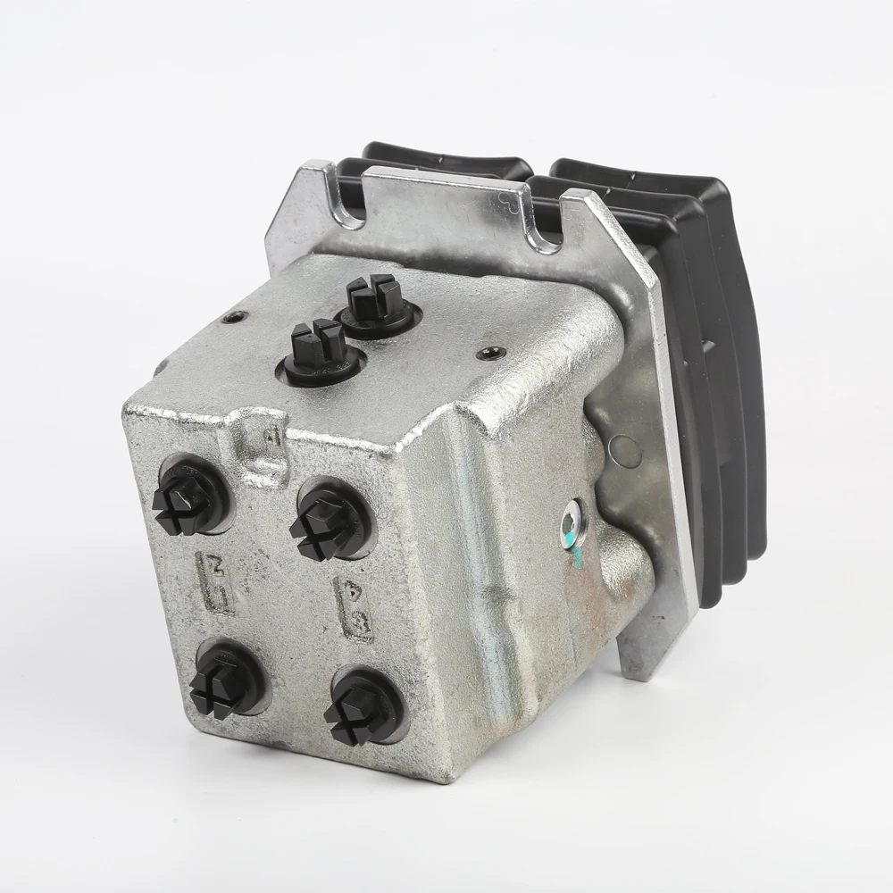 Digging Machine Backhoe Rexroth Pedal Operated Foot Valve For Mini ...