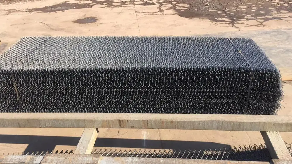 China Factory Metal Decorative Wire Mesh/netting Steel Lath Gothic ...