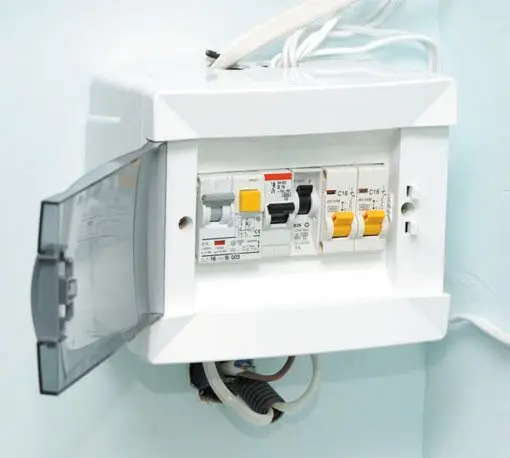 9 Modules Power Distribution Box - 240V 63A IP20 ABS Plastic