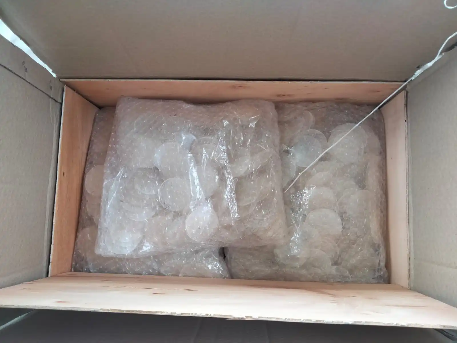 Custom Request Indonesia Raw Capiz Shell,Bulk Capiz Shell Capiz ...