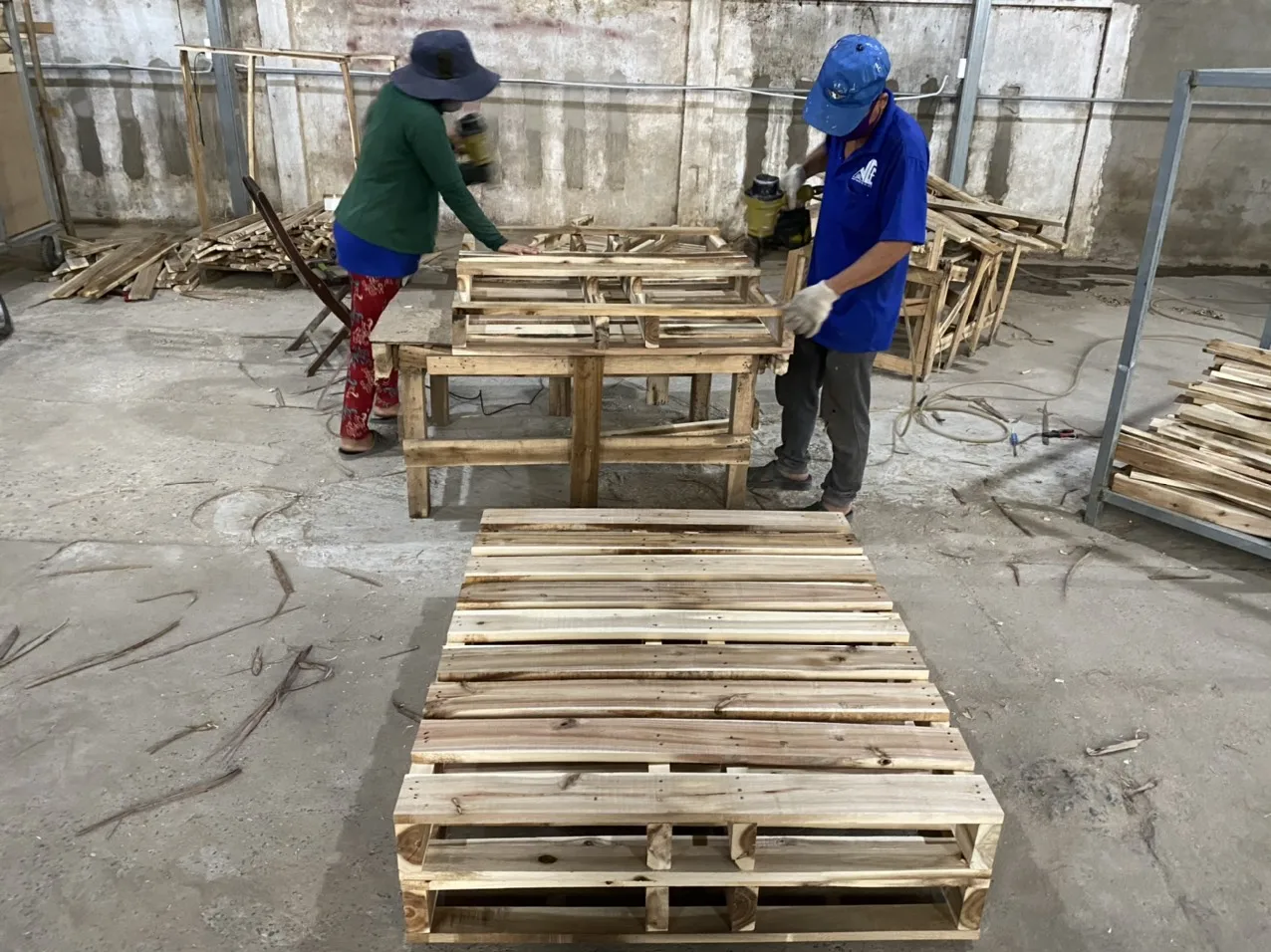 Direct Wooden Pallet From Factory Low Price Ready To Export - Buy ...