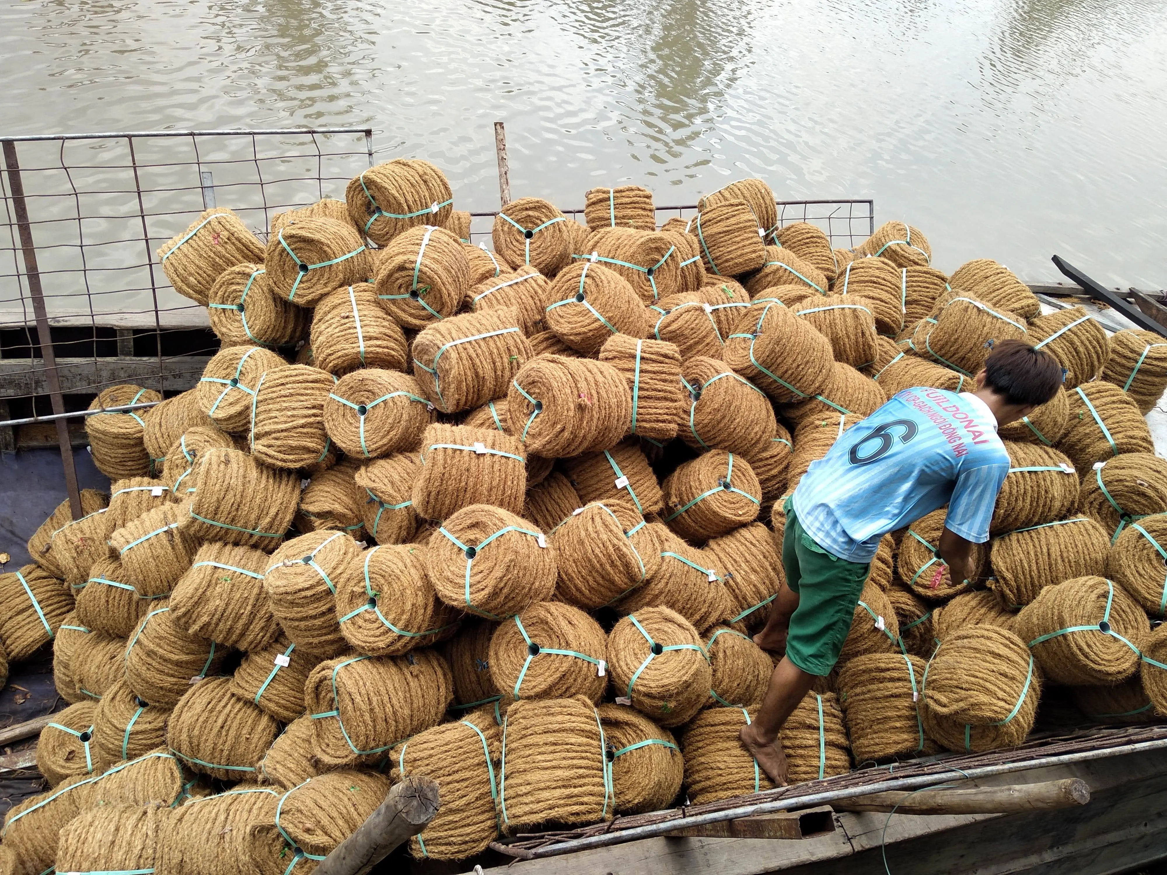 Coconut Fiber Mats from Vietnam - Durable & Versatile